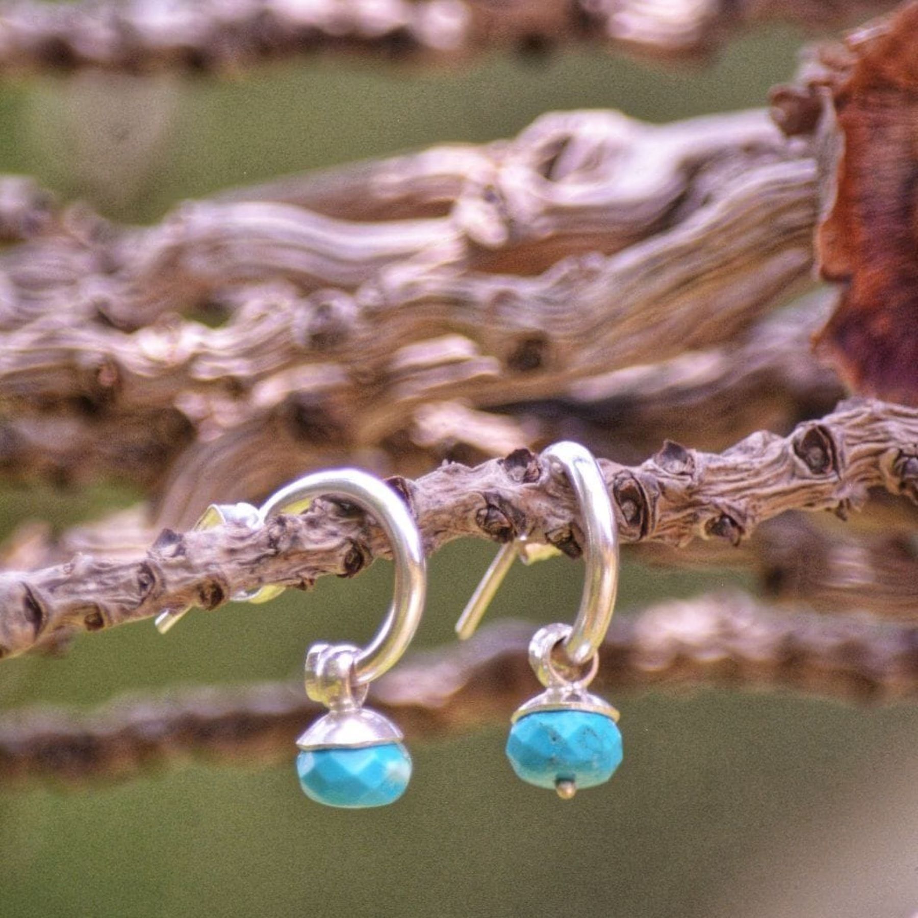 Aretes Hoops Turquesa | KLARA® ENJOYARTE
